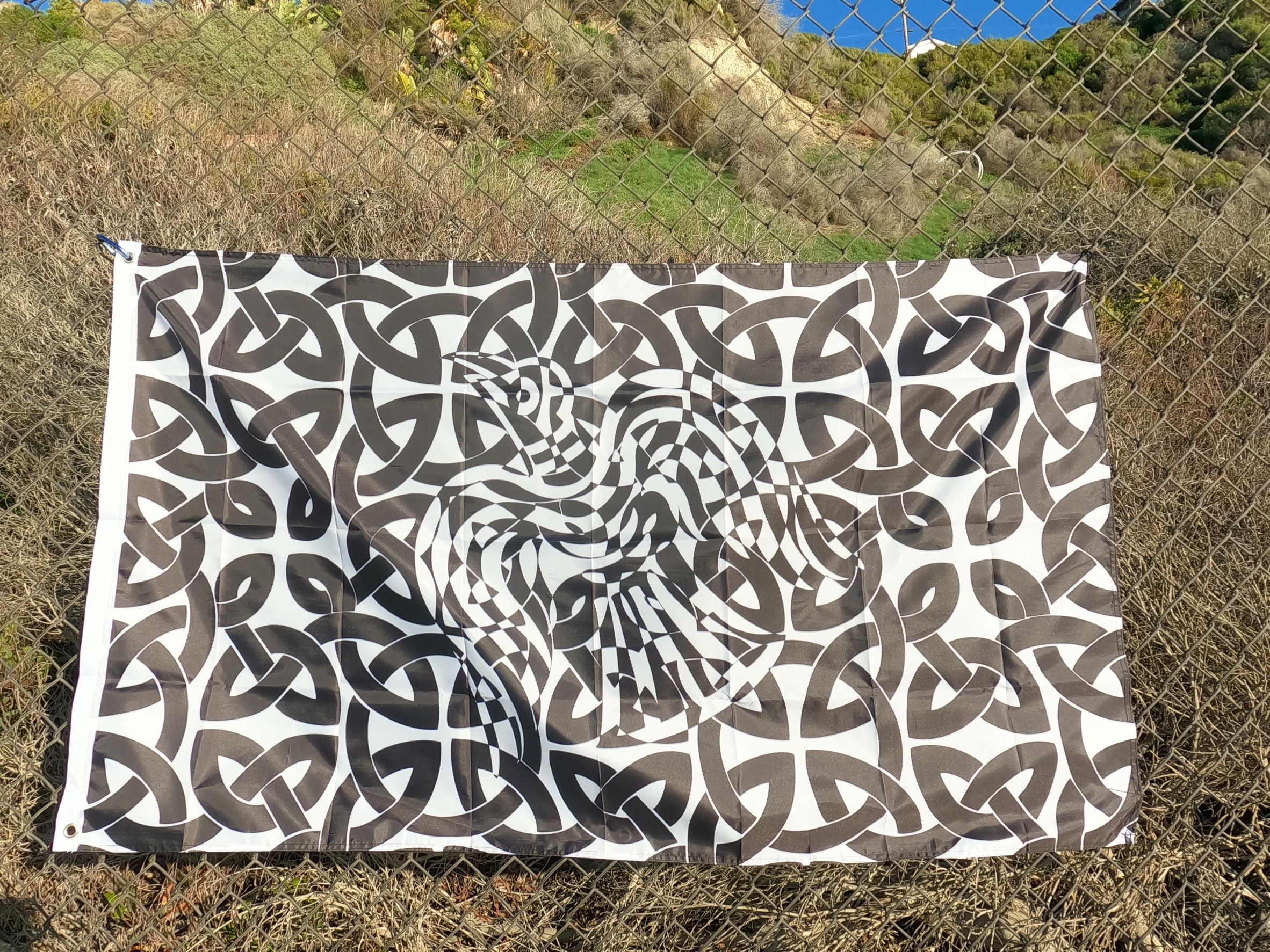 Viking War Flag-Raven – Norse Imports LLC